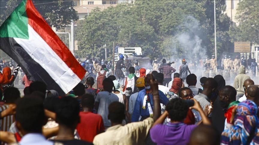 الخرطوم الشرطة تفرق مظاهرة تطالب بعودة الحكم المدني صحيفة المرصد